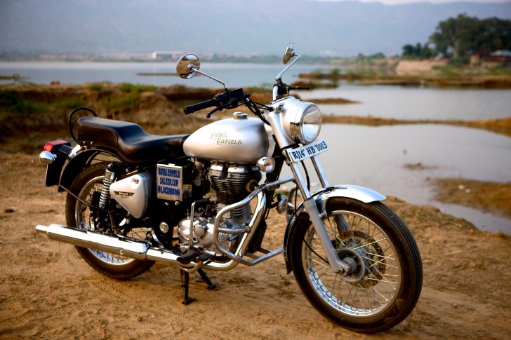 Colorful Roads: el sueño de recorrer India en moto