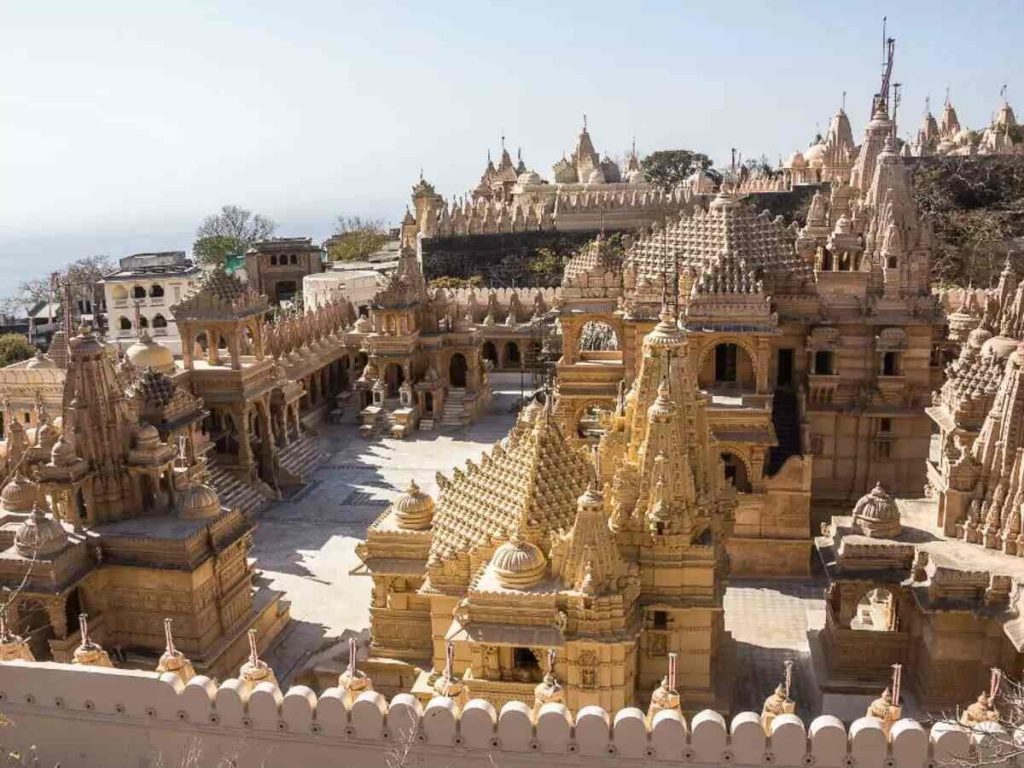 Palitana: la primera ciudad vegetariana del mundo es también preciosa