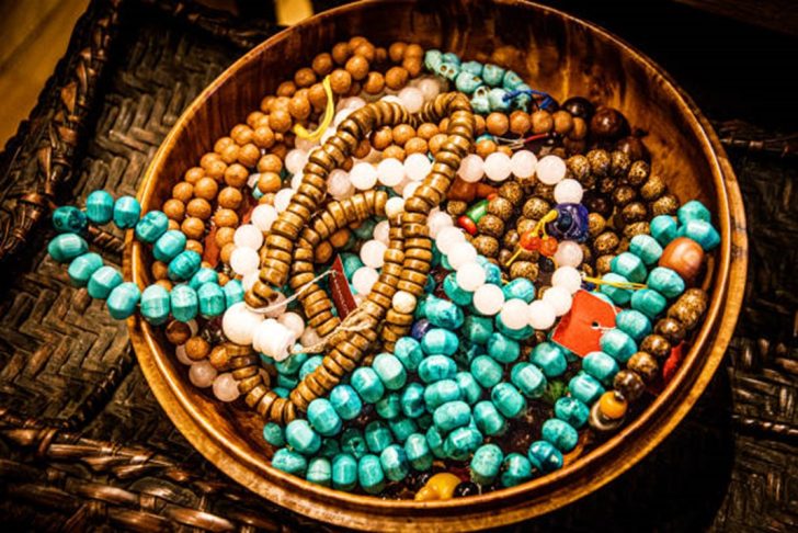 Artesanía de Bután: descubre los 13 zorig chusum
